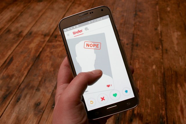 10 Things That Will Make Me Swipe Left On Tinder | The Undateable Girl ...